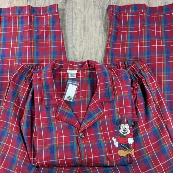 Disney | Other | Disney Store Flannel Pajama Set Mens Xxl Red Plaid ...